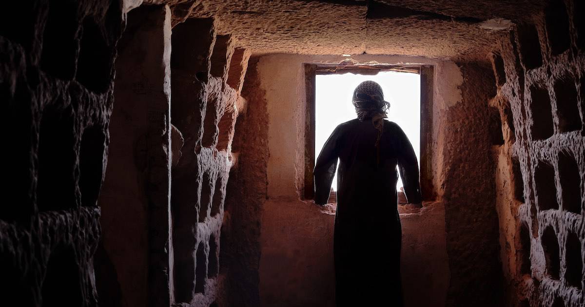 4 Steps to Studying the Bible in Context