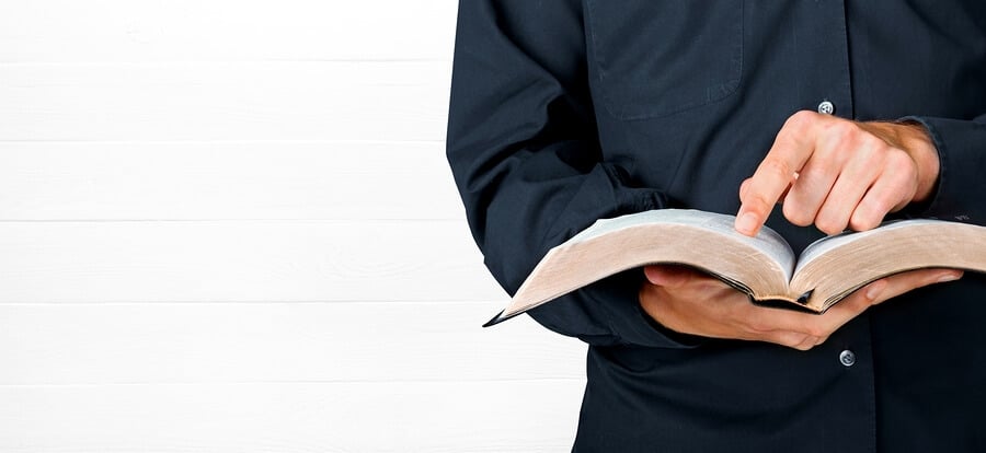 How to Choose a Bible for Preaching