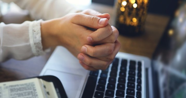 9 Tips (and the Best Resources) for Studying the Bible