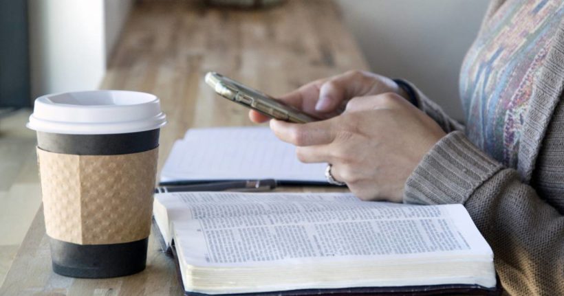 10 Steps to Help Your Church Fall in Love with Bible Study
