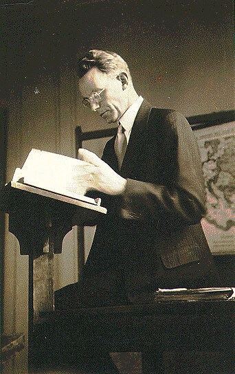 Theology in Conflict: Remembering Barth and Van Til